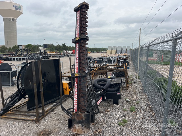 Limb Beaver 76 in Skid Steer Brush Cutter | Ritchie Bros. Auctioneers