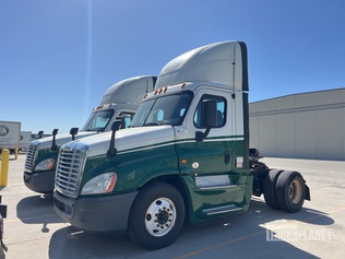 2017 Freightliner Cascadia 125 4x2 S/A Day Cab Truck Tractor in Bonner ...