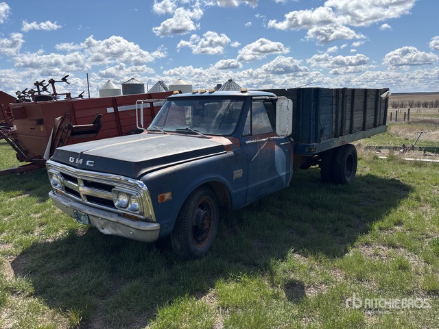 1969 GMC 930 4x2 Grain Truck (Inoperable) | Ritchie Bros. Auctioneers