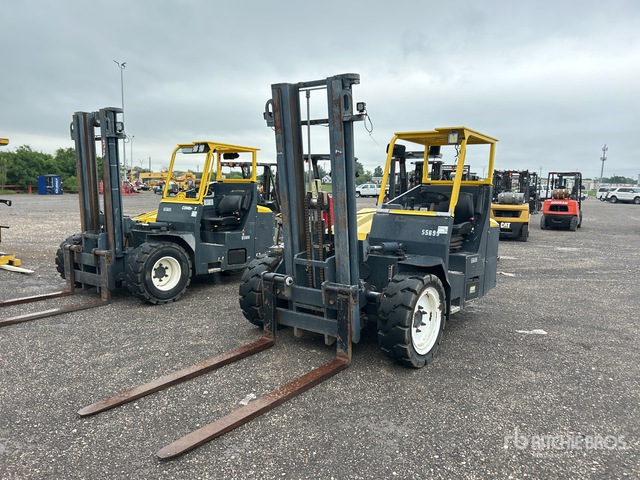 2019 Combilift Combi-RT 3000 lb Pneumatic Tire Forklift | Ritchie Bros ...