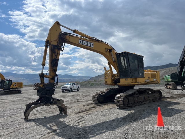 2003 John Deere 2554 Short Wood Log Loader | Ritchie Bros. Auctioneers