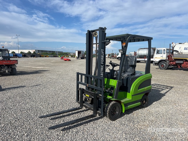 2025 Stipp CPD15 Electric Forklift (Unused) | Ritchie Bros. Auctioneers