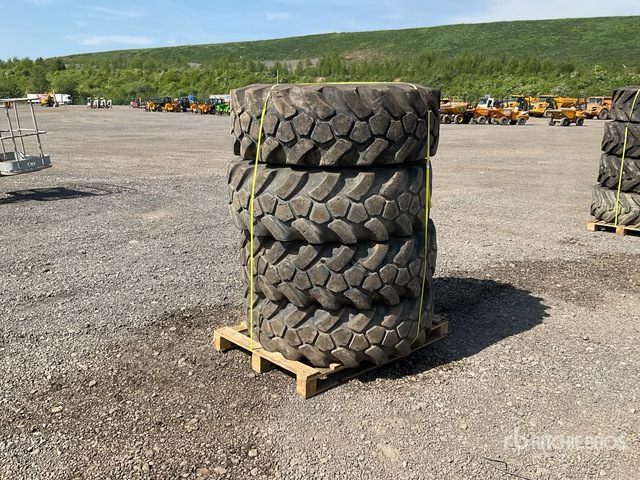 Quantity of (4) 15.5/25 JCB Sitemaster Loadall/Loader Tires | Ritchie ...