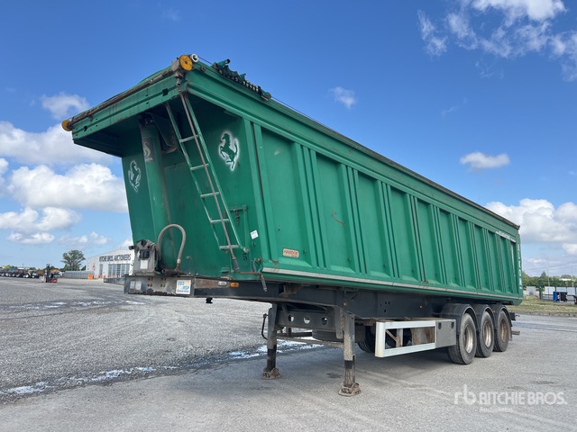 2008 Alkom Gladiatore Tri/A End Dump Trailer | Ritchie Bros. Auctioneers