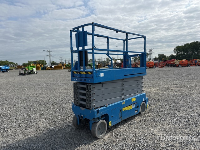 Genie GS-3232 Electric Scissor Lift | Ritchie Bros. Auctioneers