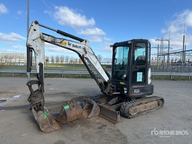 2017 Bobcat E35 Mini Excavator | Ritchie Bros. Auctioneers