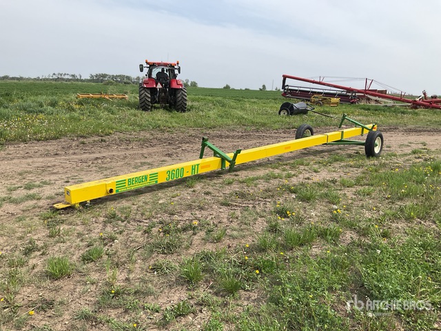 Bergen 3600-Ht 30 ft Header Transport Trailer | Ritchie Bros. Auctioneers