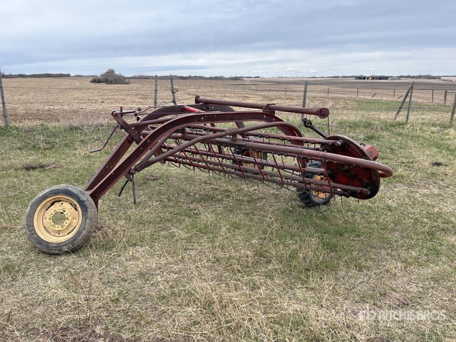Massey Ferguson 36 11 ft Hay Rake | Ritchie Bros. Auctioneers
