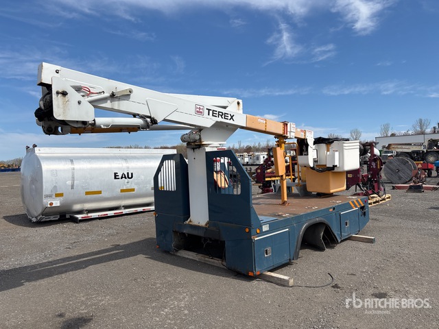 2010 HI RANGER LT38 11 ft 6 in Bucket Truck Utility Body - Fits Truck ...