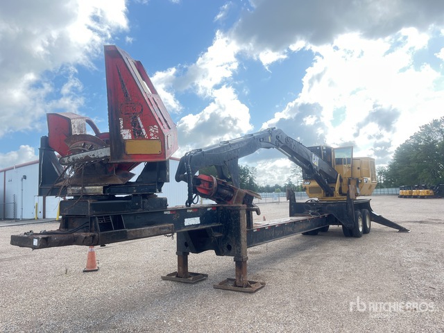 2014 Cat 559C Trailer Mounted Log Loader | Ritchie Bros. Auctioneers