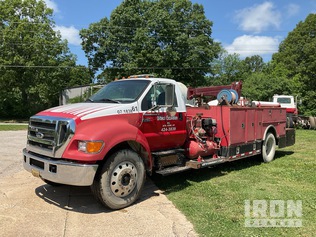 2004 Ford F750 XL 4x2 Service Truck in Mountain Home, Arkansas, United ...