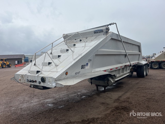 2007 Travis T/A Aluminum Belly Dump Trailer | Ritchie Bros. Auctioneers