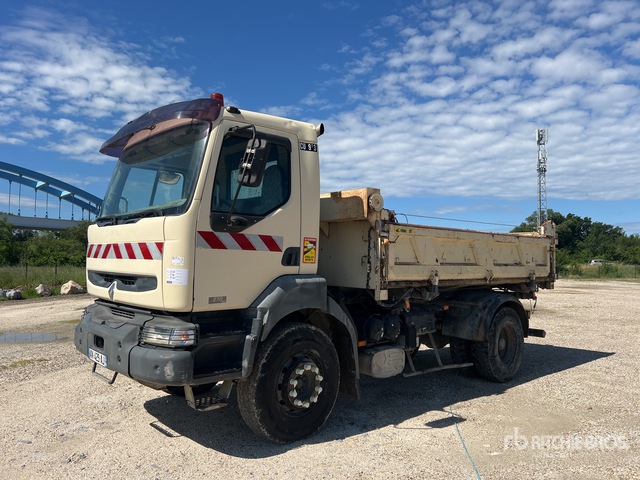 2006 Renault 270 dci 4x2 Camion Benne Tipper Truck | Ritchie Bros. Auctioneers