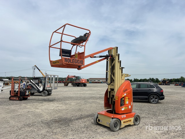 2015 JLG Toucan T10E Vertical Mast Lift | Ritchie Bros. Auctioneers