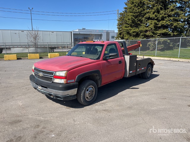 2005 Chevrolet Silverado 3500 4x4 Camion remorqueur | Ritchie Bros ...