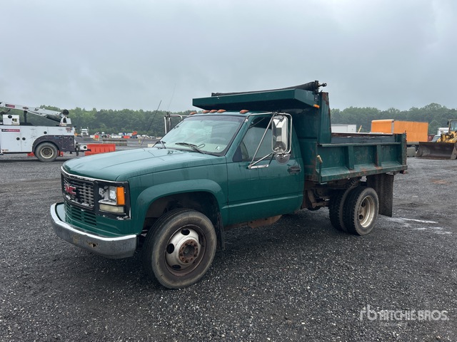 2002 GMC Sierra 3500 4x2 Dump Truck | Ritchie Bros. Auctioneers