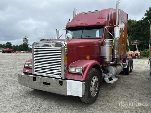 2006 Freightliner FLD132 XL Classic 6x4 T/A Sleeper Truck Tractor ...