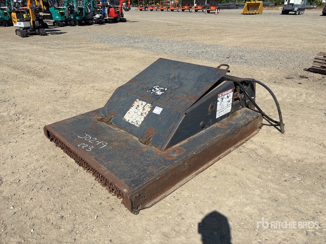 Bobcat 60 in Skid Steer Brush Cutter | Ritchie Bros. Auctioneers