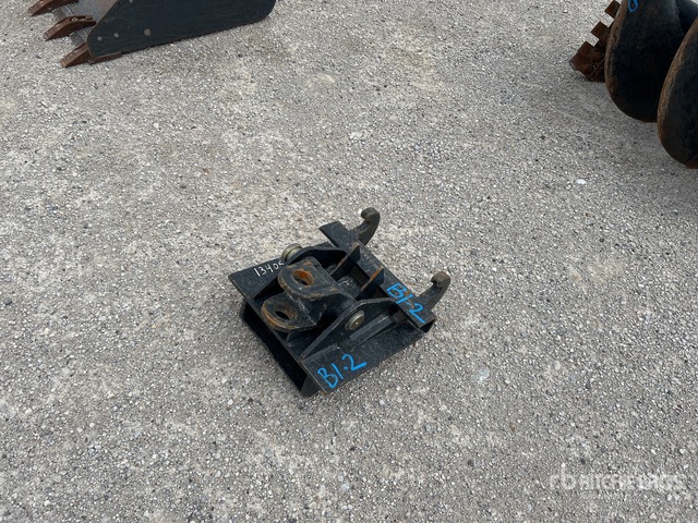 Bobcat Skid Steer Auger Mounting Frame Kit X-Change | Ritchie Bros ...