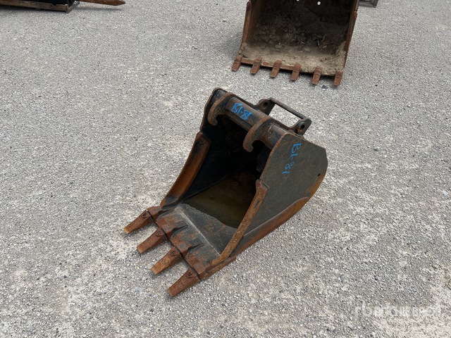 Bobcat 18 in Excavator Bucket | Ritchie Bros. Auctioneers