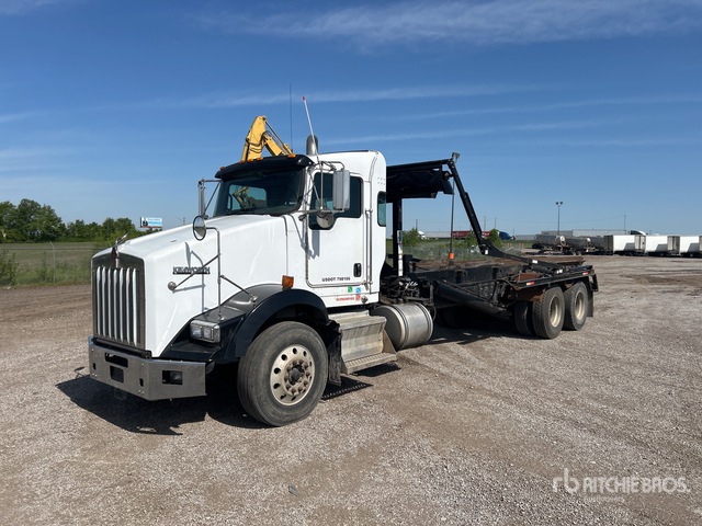 2010 Kenworth T800 6x4 Roll-Off Truck | Ritchie Bros. Auctioneers