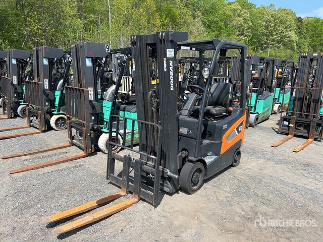 2019 Doosan GC15S-9 2900 lb Cushion Tire Forklift | Ritchie Bros ...