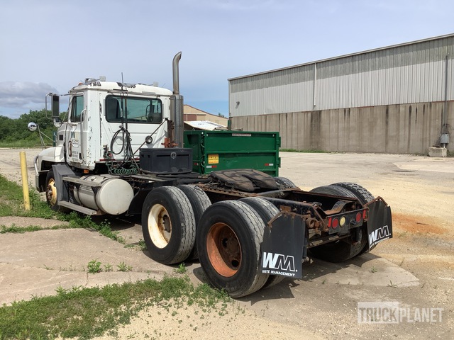 2002 Mack CH613 6x4 T/A Day Cab Truck Tractor in LaCrosse, Wisconsin ...