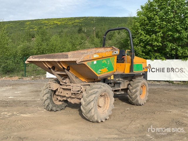 2015 JCB 6TST 6 ton 4x4 Swivel Dumper | Ritchie Bros. Auctioneers