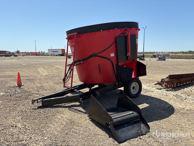 Hydraulic Hay Chopper | Ritchie Bros. Auctioneers