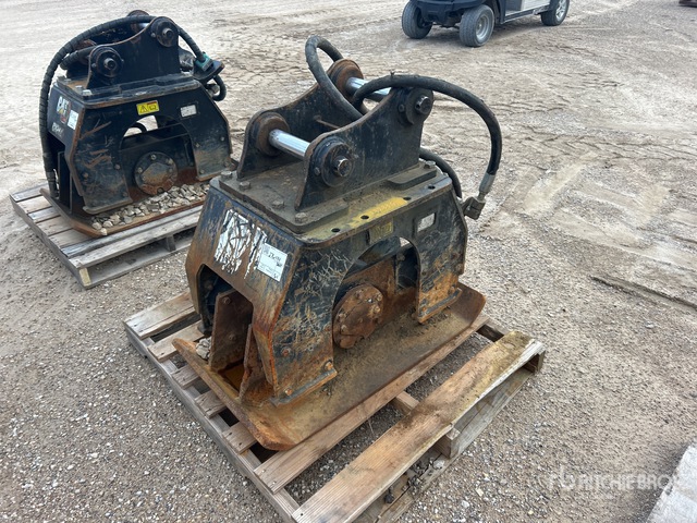 2018 Cat CVP40 40 in Excavator Plate Compactor | Ritchie Bros. Auctioneers