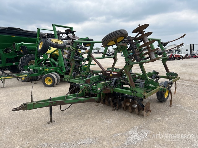 2007 John Deere 714 18 ft Tandem Breaking Disc Ripper | Ritchie Bros ...