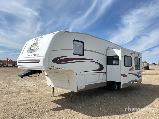 2005 Prowler Regal 285CK T/A Travel Trailer | Ritchie Bros. Auctioneers