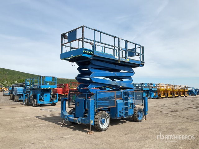 2010 Genie GS5390 4x4 Diesel Scissor Lift | Ritchie Bros. Auctioneers