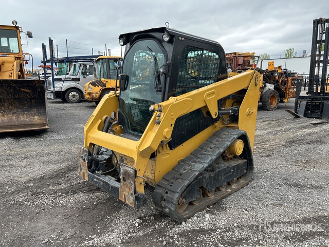 2016 Cat 239D Compact Track Loader (Inoperable) | Ritchie Bros. Auctioneers