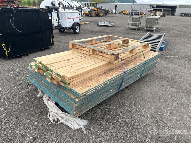 Quantity of (30) 4 in x 8 ft Lumber | Ritchie Bros. Auctioneers