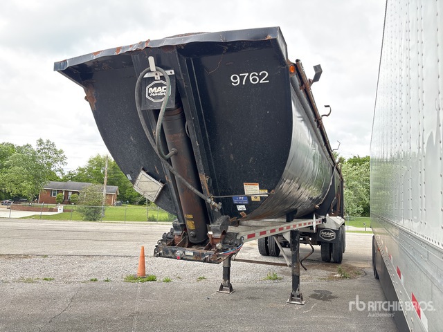 1997 Travis 40 ft T/A End Dump Trailer | Ritchie Bros. Auctioneers