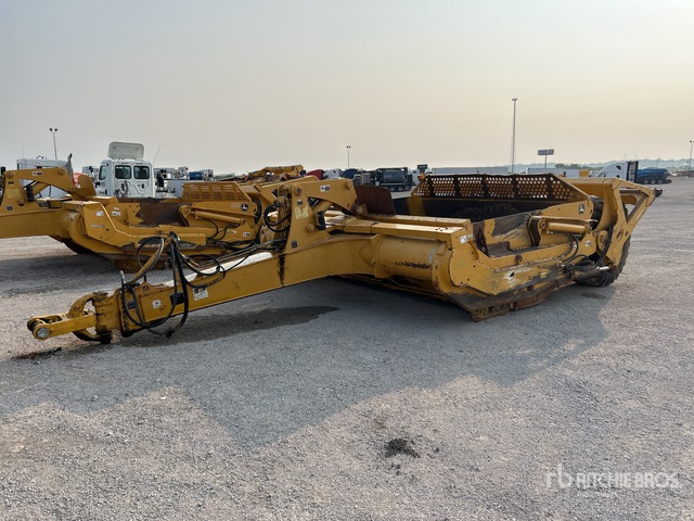 2008 John Deere 2112C 4 Tire Hydraulic Pull Scraper | Ritchie Bros ...