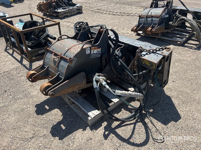 FFC 18 in Skid Steer Planer | Ritchie Bros. Auctioneers