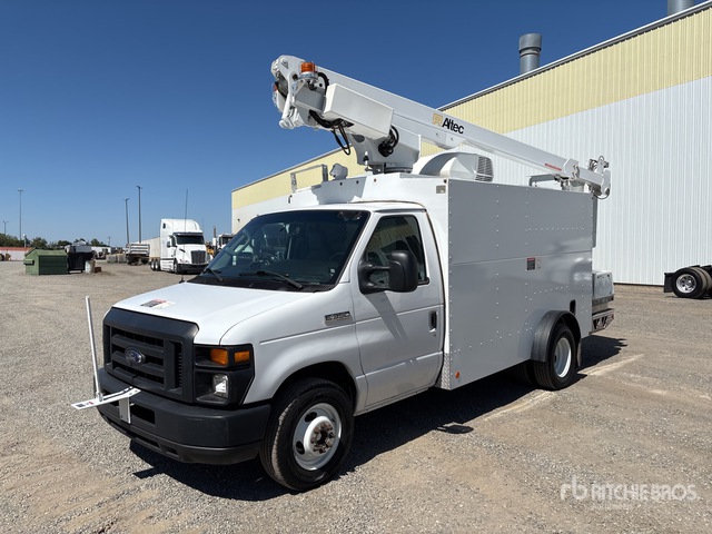 Altec AT200A 30 ft on 2017 Ford E350 4x2 Van Mounted Aerial Lift ...