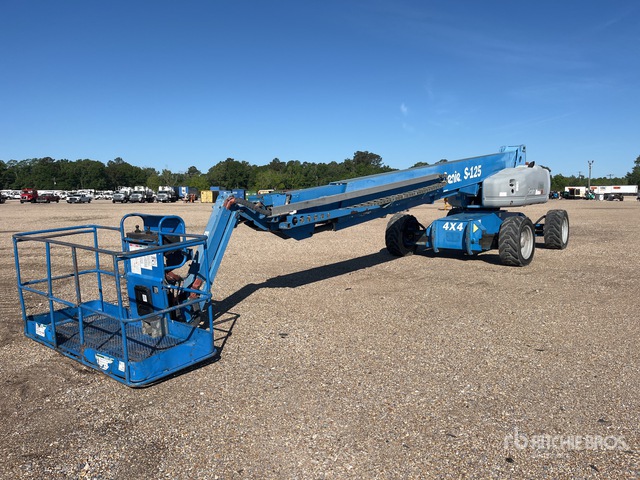 2013 Genie S-125 4WD Diesel Telescopic Boom Lift | Ritchie Bros ...