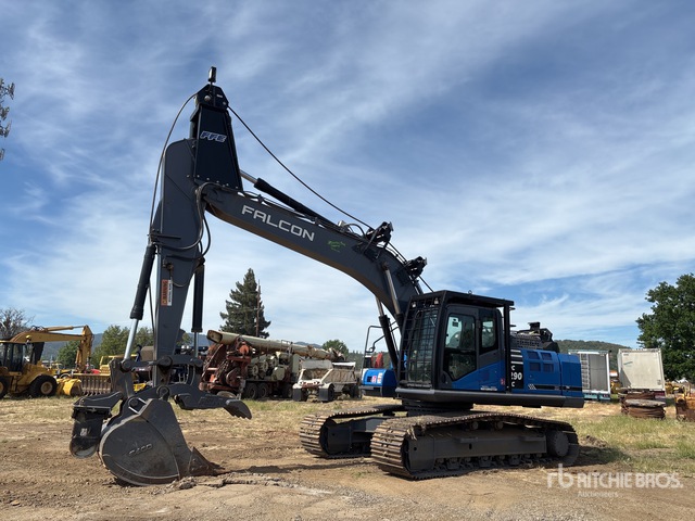 2015 Falcon Winch Assist Tethering Excavator on 2015 Komatsu PC290LC-11 ...