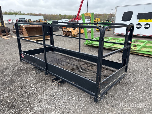 Artix Lift 120 in Personnel Basket | Ritchie Bros. Auctioneers