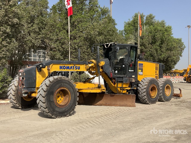 2017 Komatsu GD705-5 Motor Grader | Ritchie Bros. Auctioneers