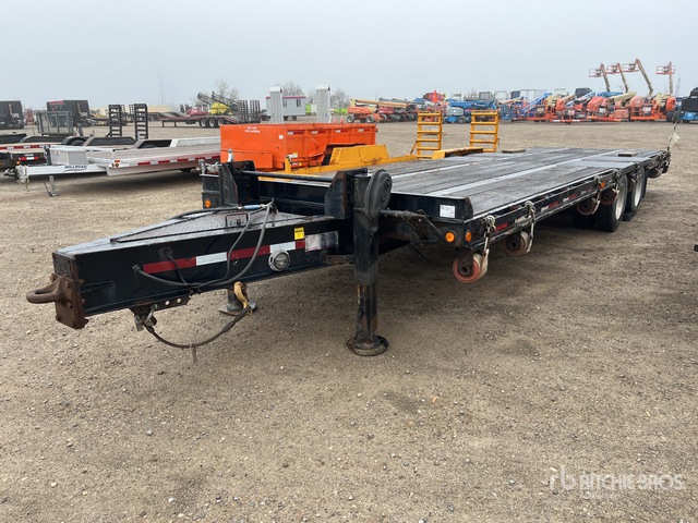 2014 JC Trailer 29 ft T/A Equipment Trailer | Ritchie Bros. Auctioneers