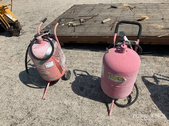 Quantity of (2) Sand Blaster | Ritchie Bros. Auctioneers