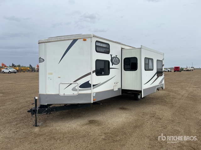 2007 Keystone 33 ft T/A Travel Trailer | Ritchie Bros. Auctioneers