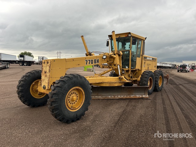 1994 John Deere 770BH Motor Grader | Ritchie Bros. Auctioneers