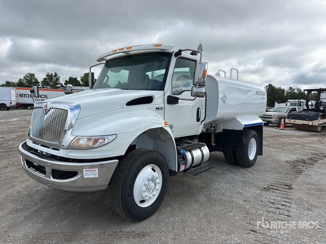 2020 International MA025 2000 gal 4x2 Water Truck | Ritchie Bros ...