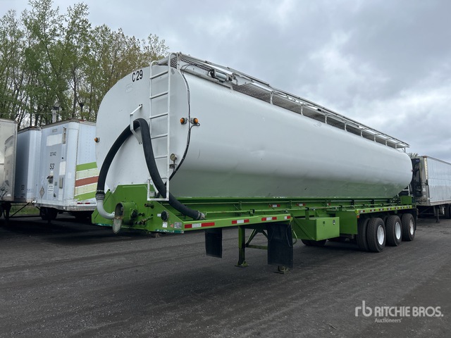 1996 Walinga HBT40 Tri/A Feed Trailer | Ritchie Bros. Auctioneers