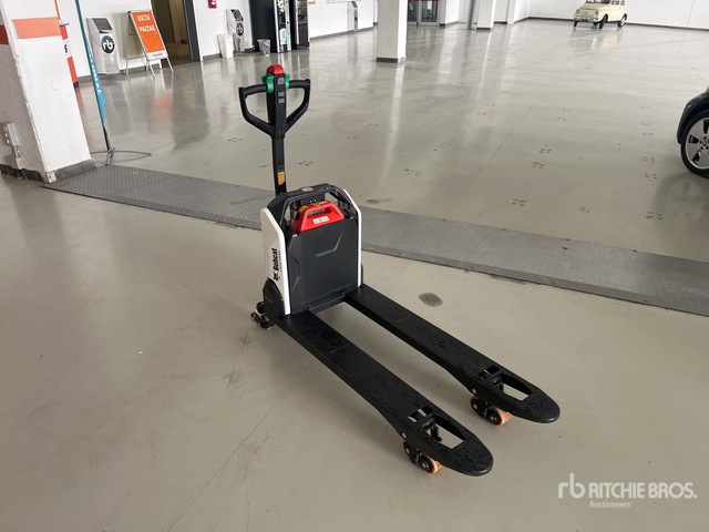 2024 Bobcat LPM15N Electric Pallet Jack (Unused) | Ritchie Bros ...